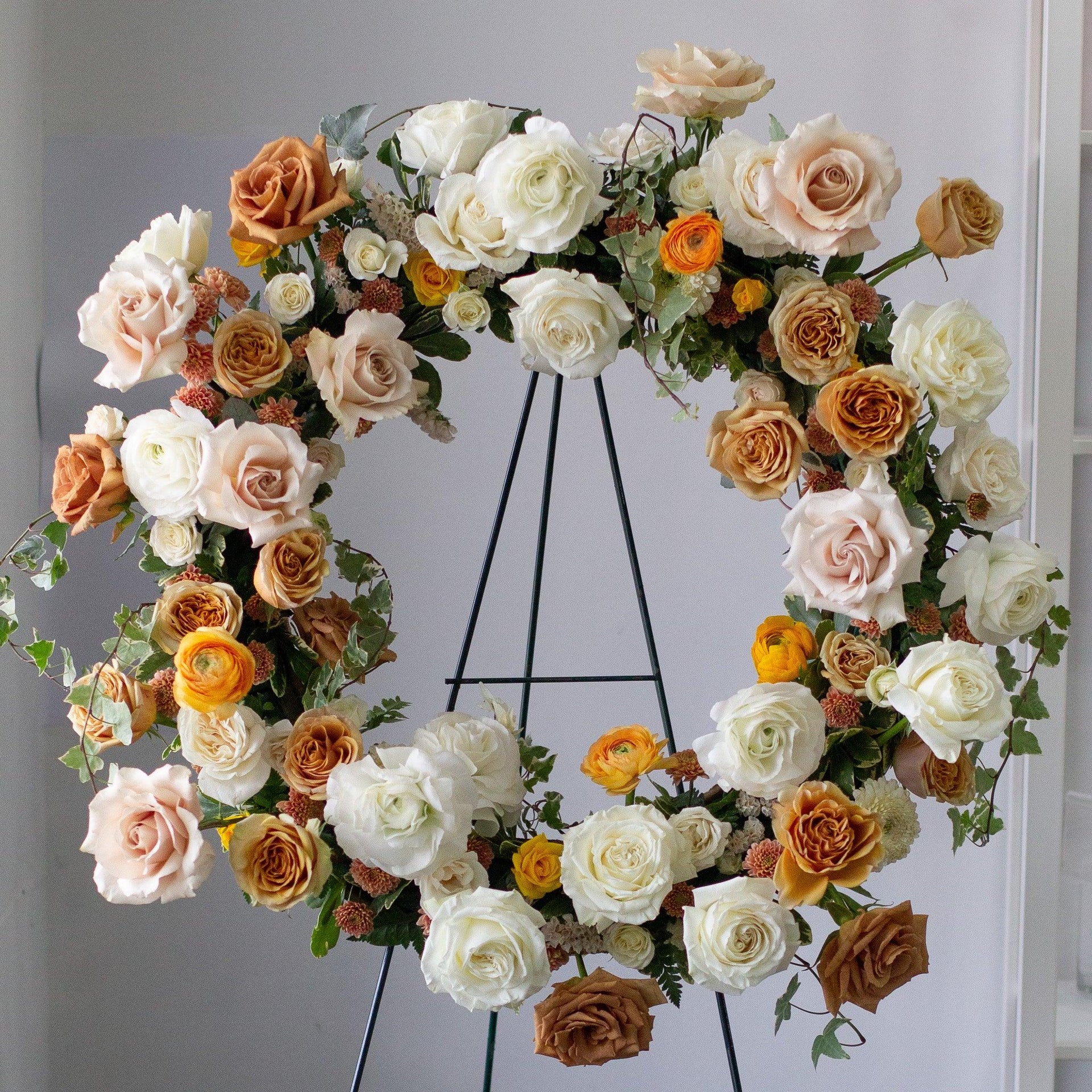 Premium Round Wreath – May Flowers